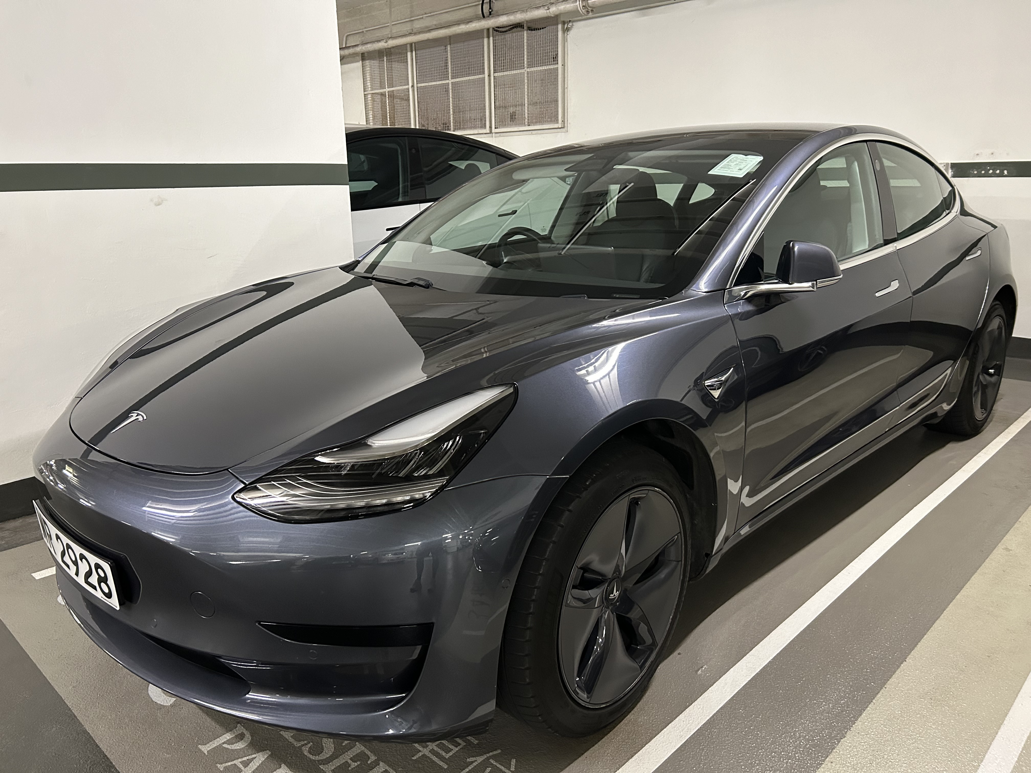 1985年或之前 Tesla Model 3