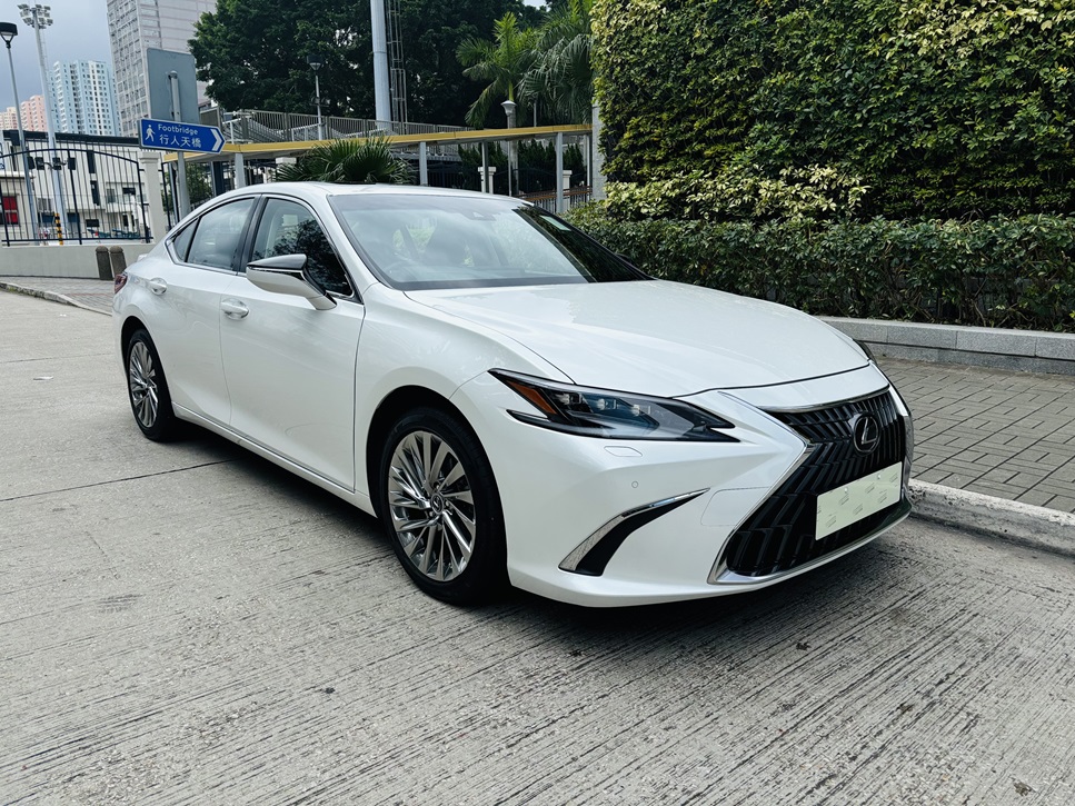 2023 Lexus ES300H HYBRID PREMIUM